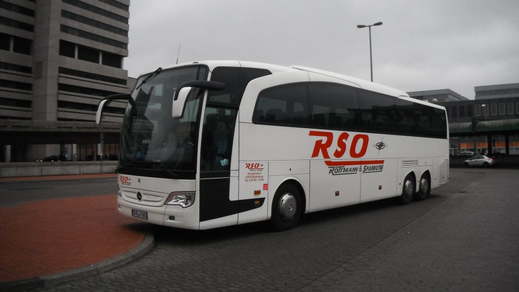 Mercedes 0 580 in Hannover/ZOB am 18.02.2012. - Bus-bild.de
