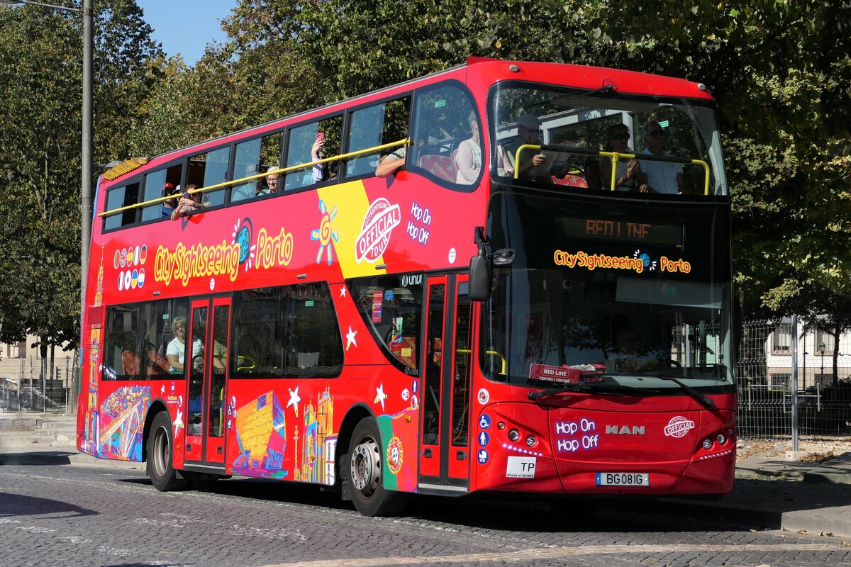 UNVI URBIS 2.5 DD/ MAN, 'City Sightseeing Porto' im September 2024 ...